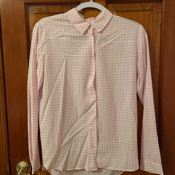 Uniqlo | Tops | Uniqlo Pink And White Checker Button Up Size M | Poshmark